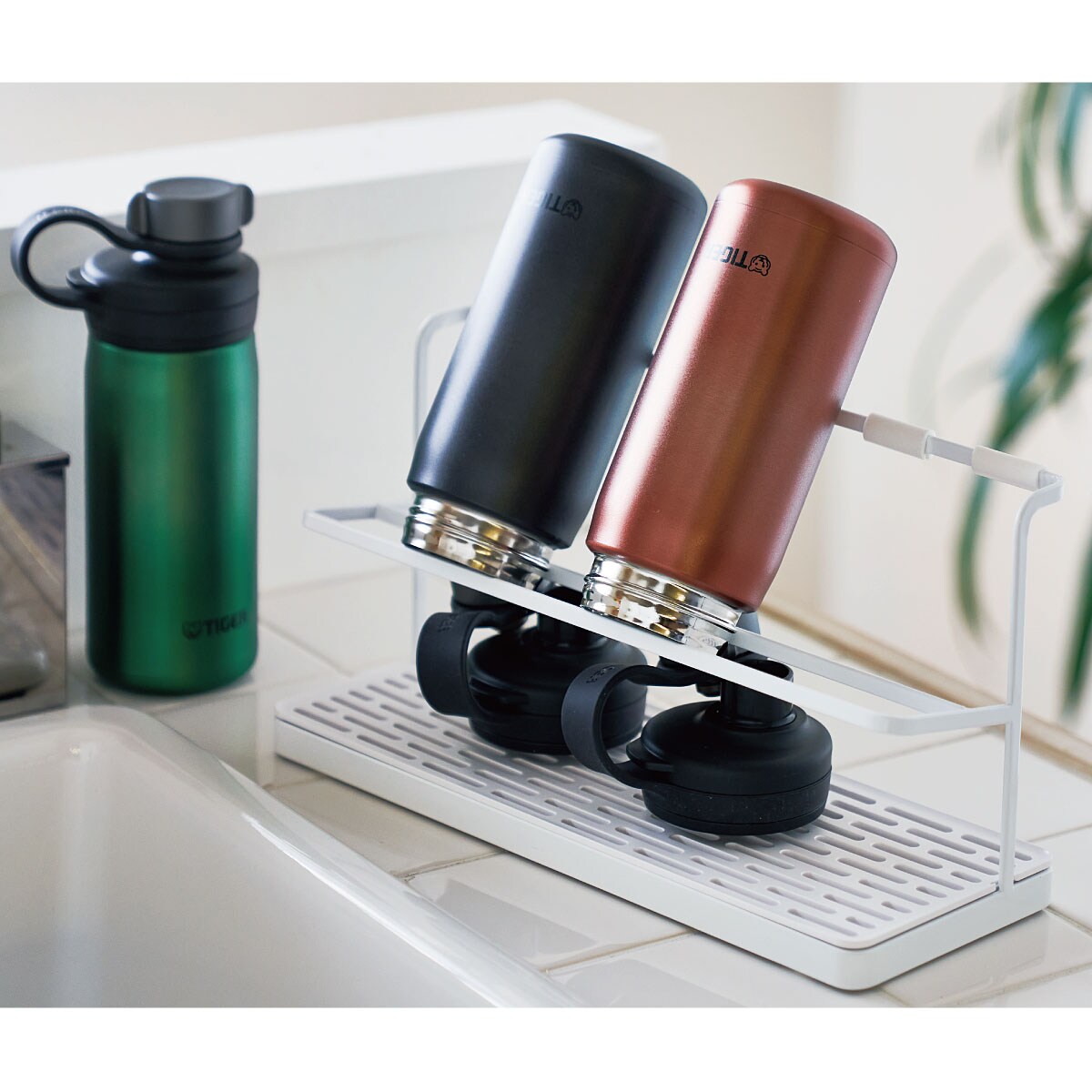 ワイドジャグボトルスタンド タワー(tower) - インテリアの通販ならセシール(cecile)